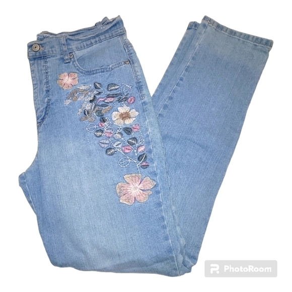 Gloria Vanderbilt | Jeans | Vintage Gloria Vanderbilt Faded Denim ...